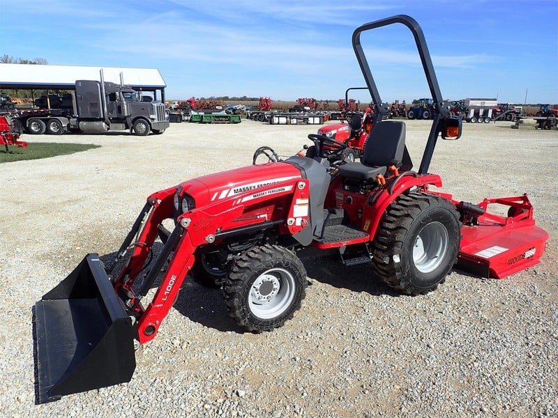 Massey Ferguson 1526 Series Compact Tractor | Mabie Brothers Syracuse ...